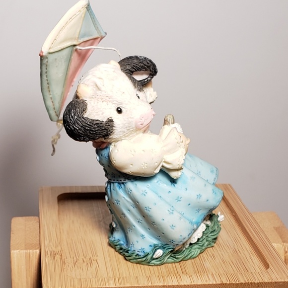 Accents | Mary Moo Moo Collectible | Poshmark